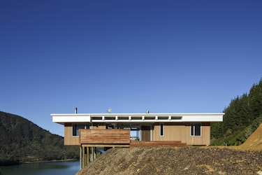 Irving Smith Architects | Tilt Panel House